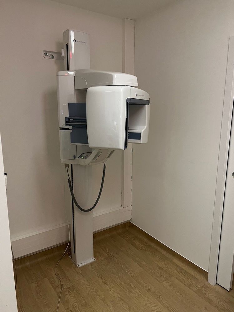 2 Planmeca Proline XC, OP200 Dental panoramas