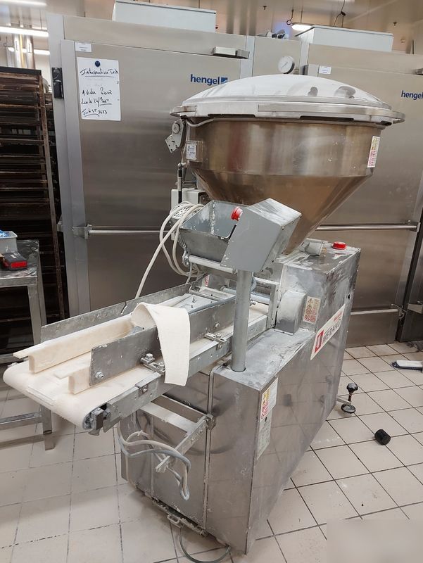 Merand Volumetric Divider