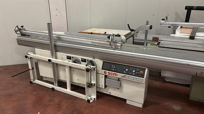 SCM SI400 CLASS