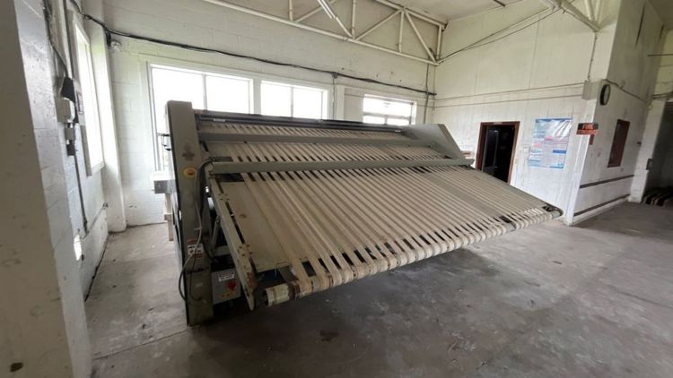 Chicago 4 Lane Folder Cross folder