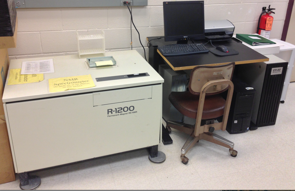 Hitachi R-1200 Spectrometer