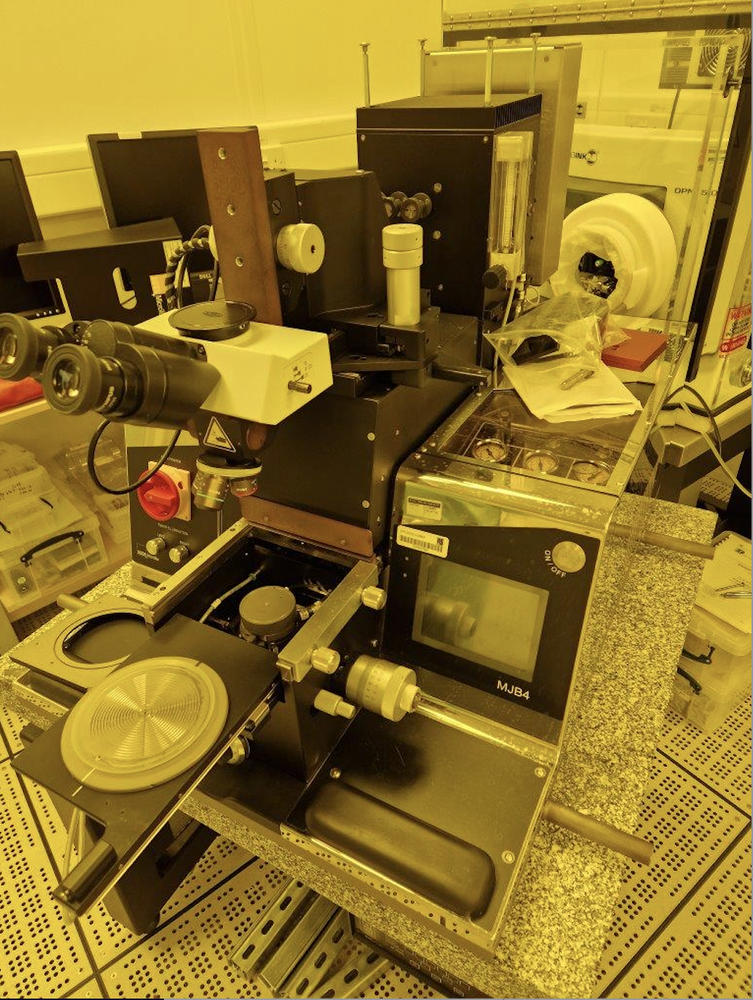 Suss MicroTec MJB4 Bonder