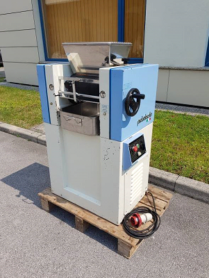 Pietroberto Grinding machine