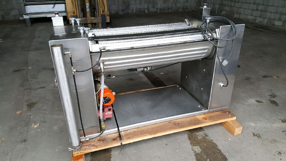 Chocolate Line Bottomer Coating machine