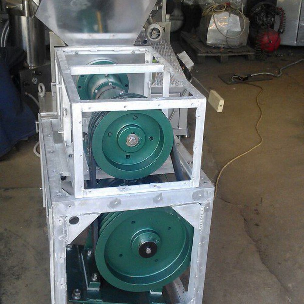 RVS 1000 Meat deboning press