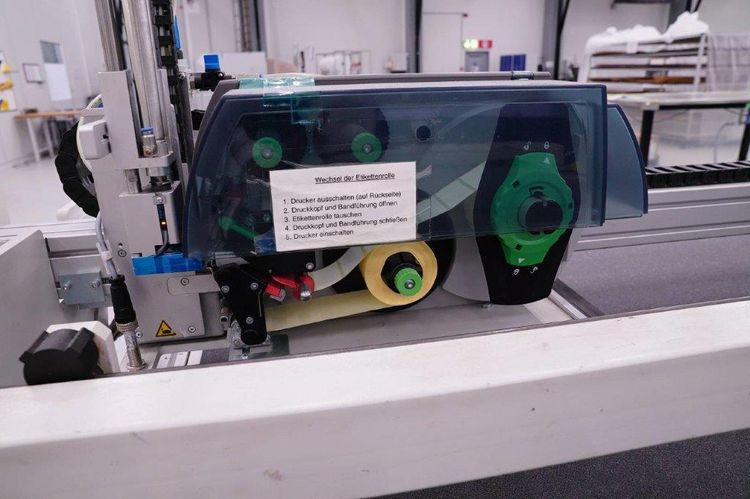 Bullmer Cutting machine