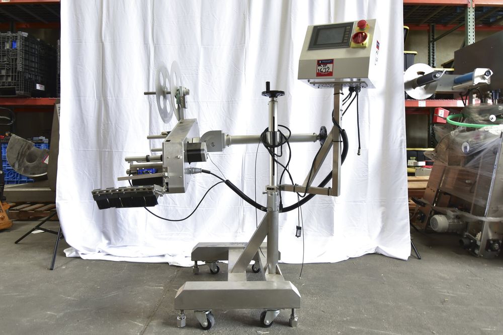 Accutek 24–8 PS – 004, Top Labeler For Lids