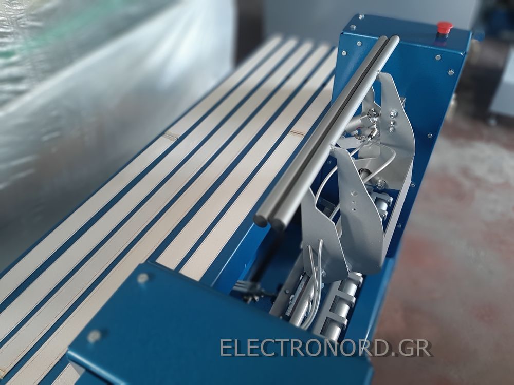 Stacker by ELECTRONORD O.E Linen sheet stacker