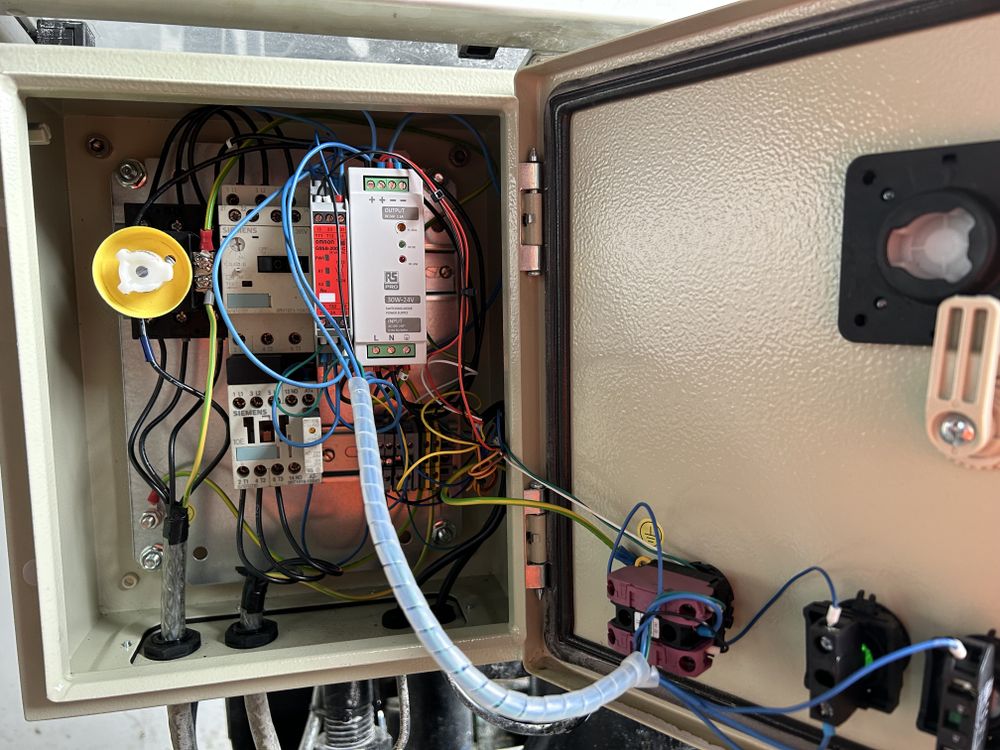 Manesty BB3B Rotart tablet press