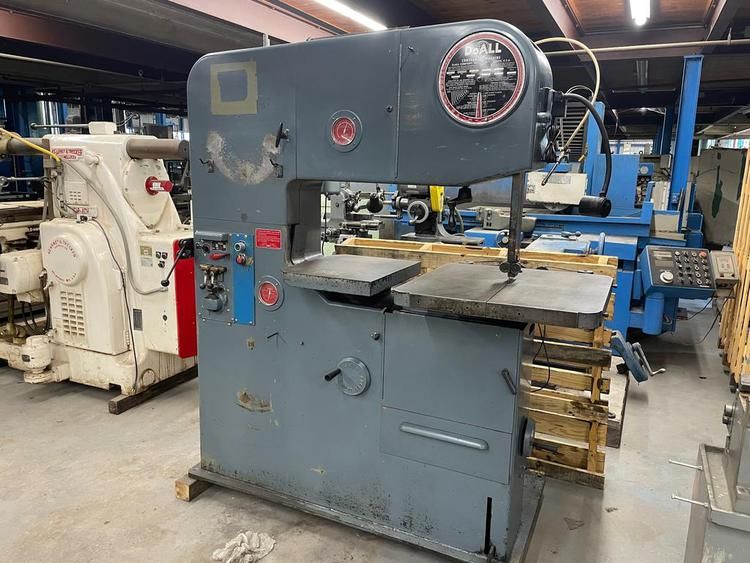 DoAll 3613-1 Vertical Bandsaw Semi Automatic