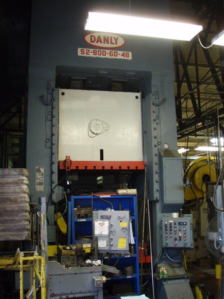 Danly S2-800-60-48 Max. 800 Ton