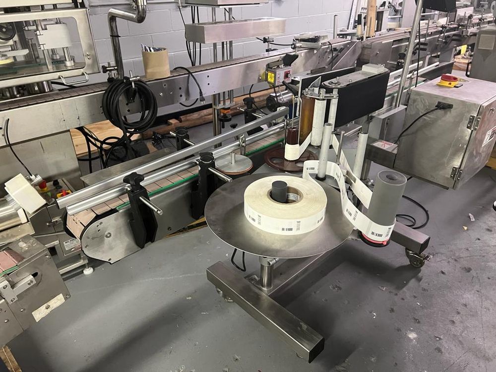 CVC 300II cvc model 300II wraparound labeler