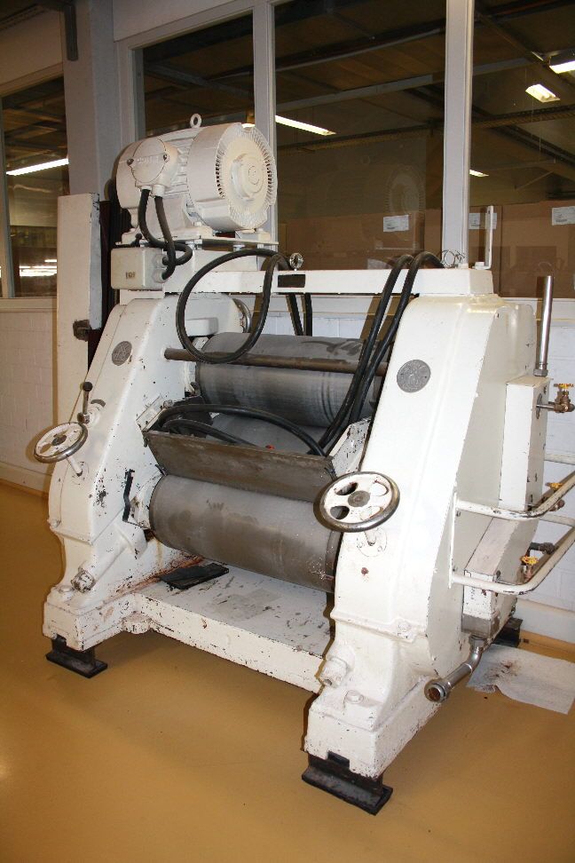 Bauermeister DW Three rolls chocolate refiner