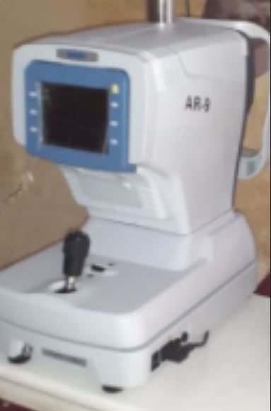 AR 9 Auto Refractometer