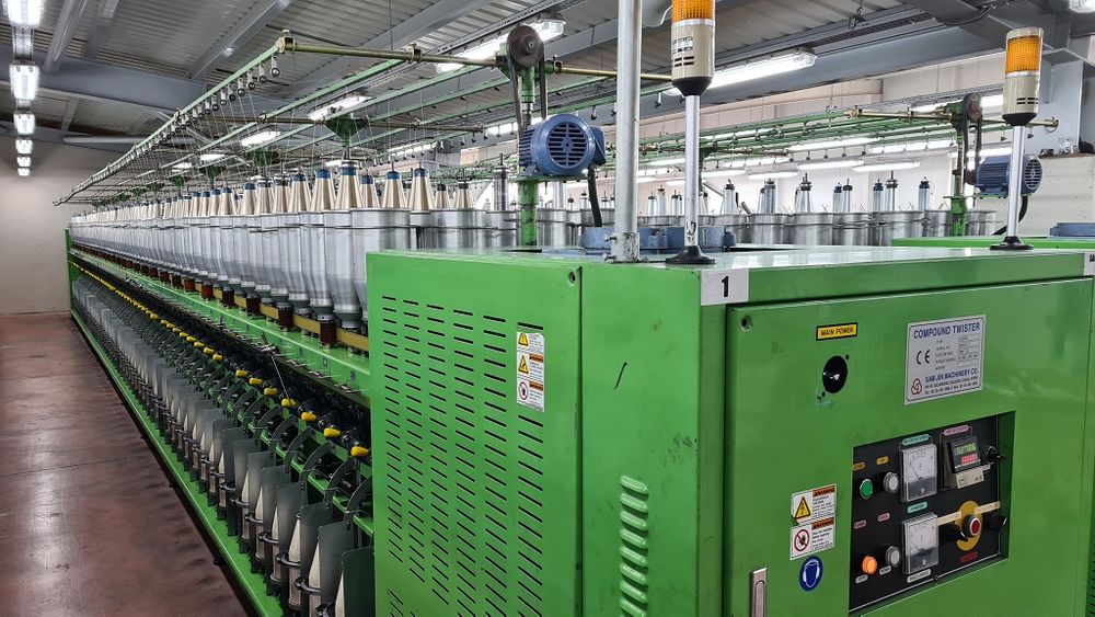 2 SAM JIN COMPOUND TWISTER TWISTING MACHINE