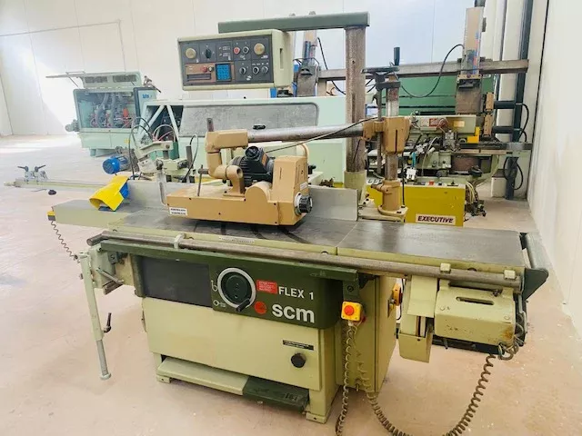 SCM Flex 1