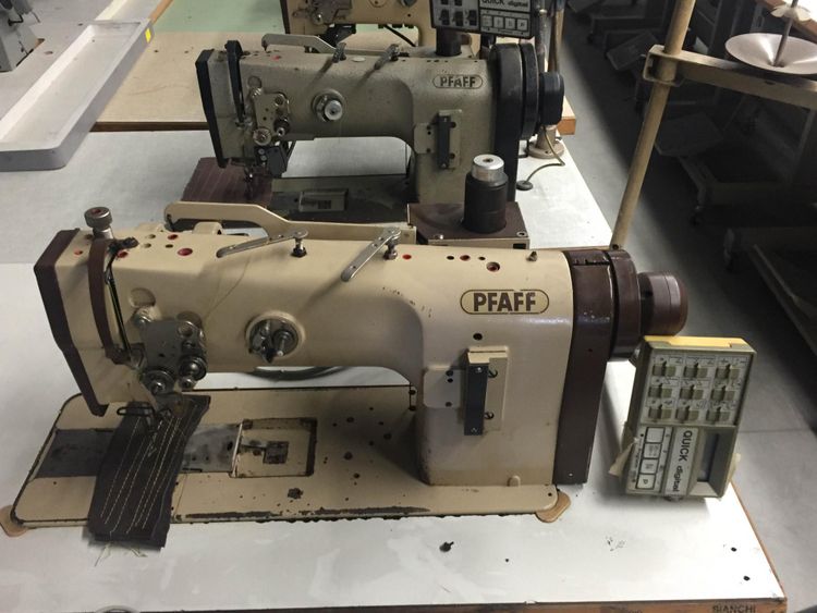Pfaff 1245 flat bed sewing