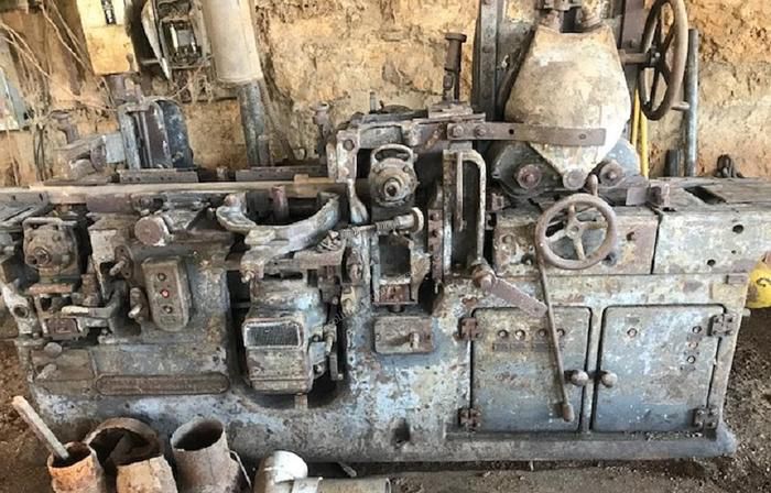 Yates C89 5 Head Moulder