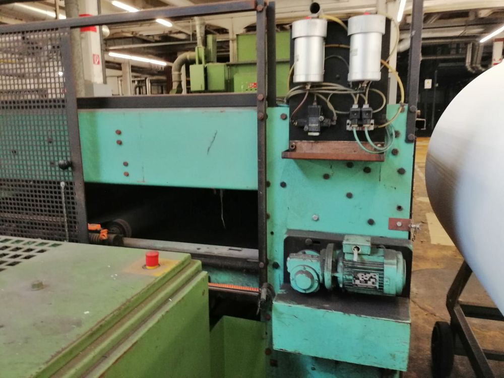 Asselin T380 Crosslapper