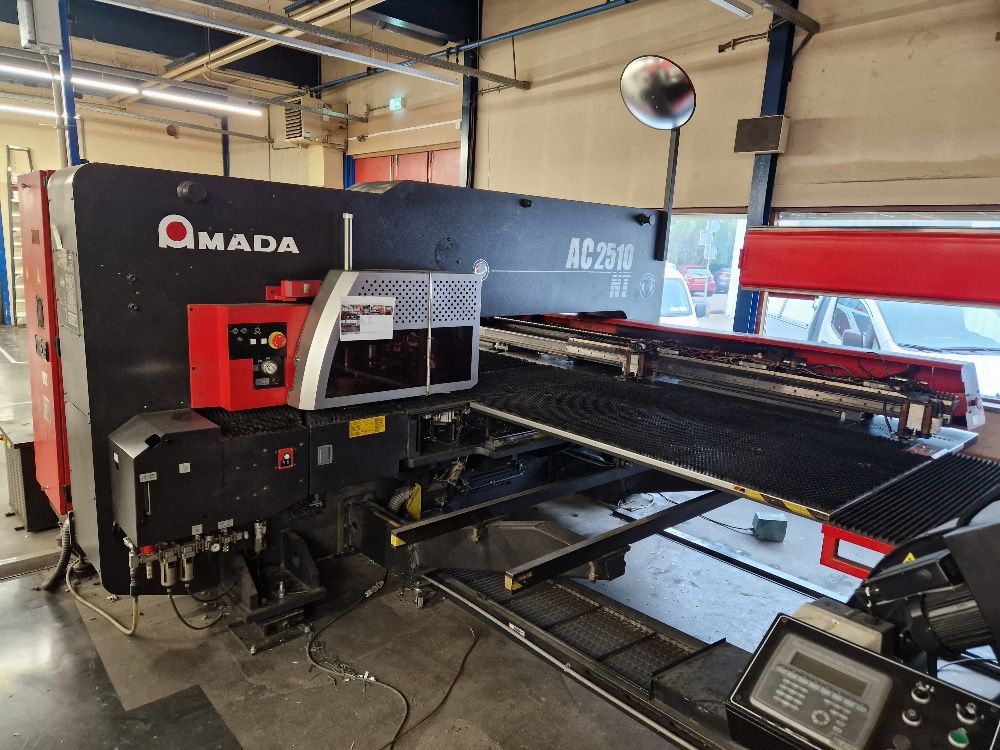 Amada AC-2510 NT CNC PUNCHING MACHINE 20 T