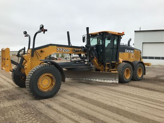 John Deere 772G Motor graders