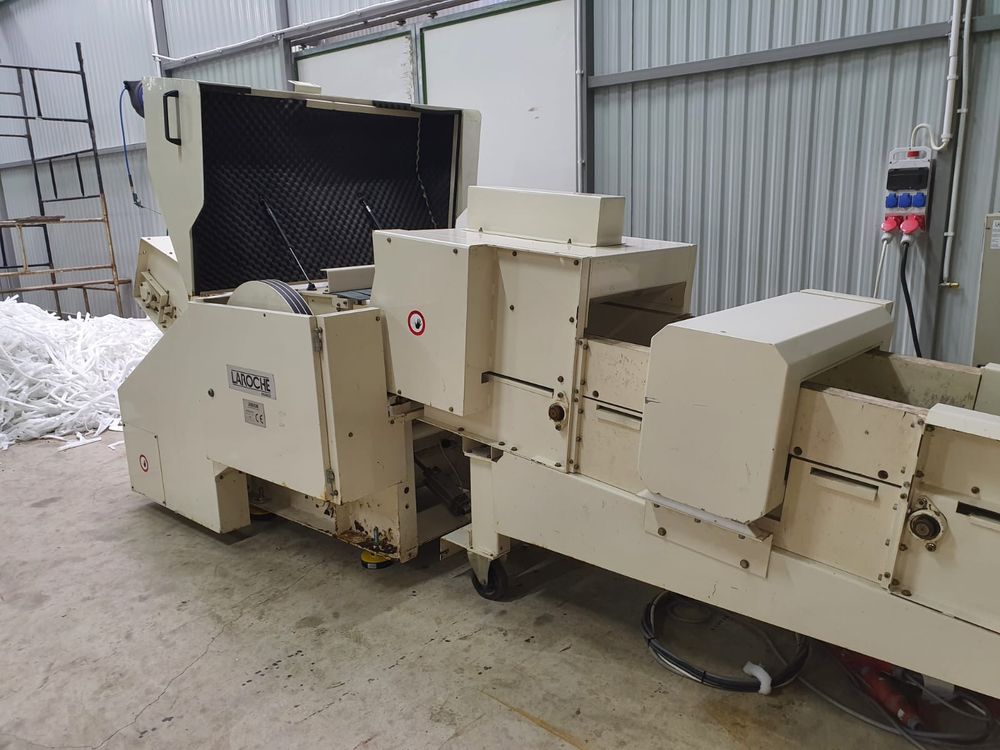 Laroche Cutting Machine