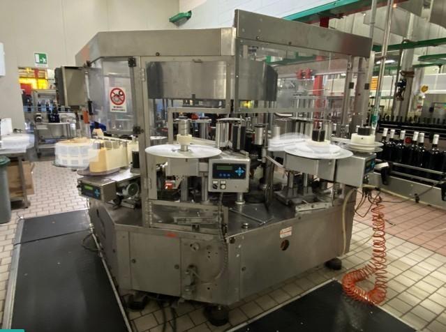 Kosme 12T Adhesive Labeling Machine