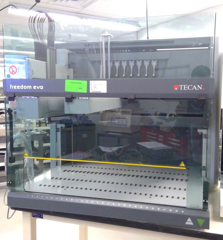 Tecan Freedom EVO-2 100/8 LiHa RoMa Liquid Handler