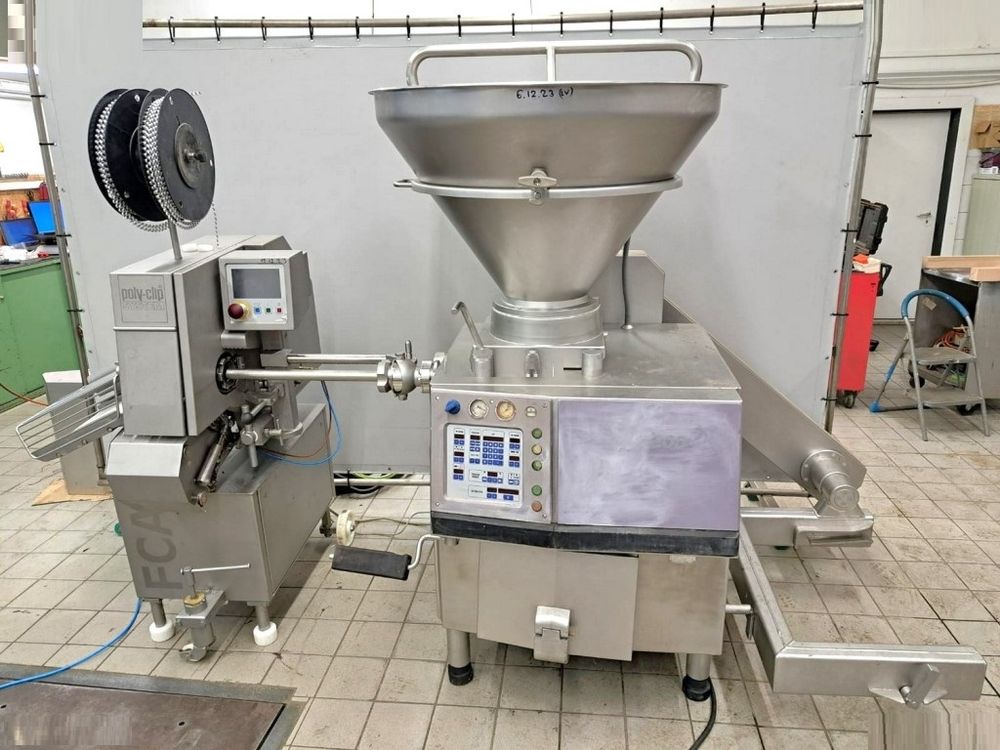 Handtmann VF200, FILLING AND CLIPPING LINE