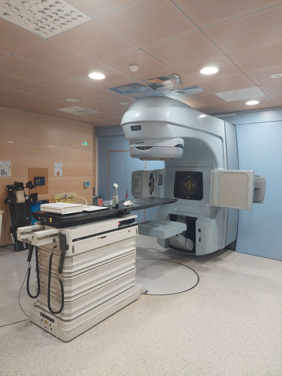 Varian Clinac iX Varian Clinac iX