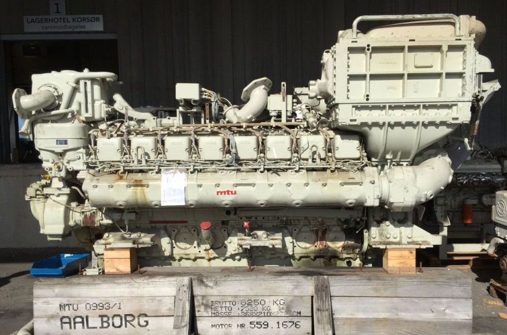 4 MTU 16V 396 TB84 MTU 16V 396 TB84