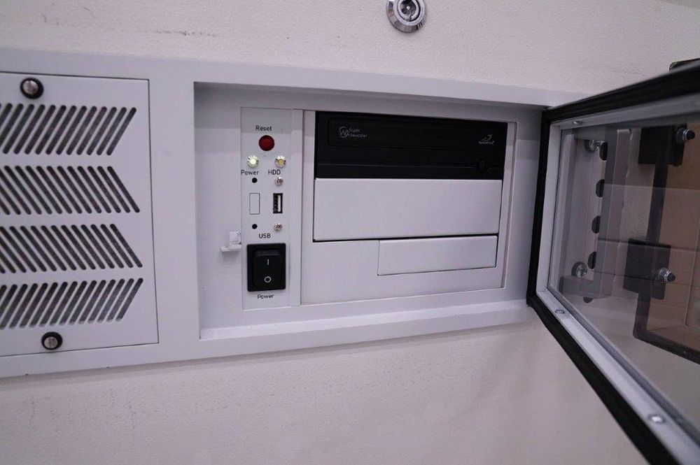 Bullmer Cutting machine