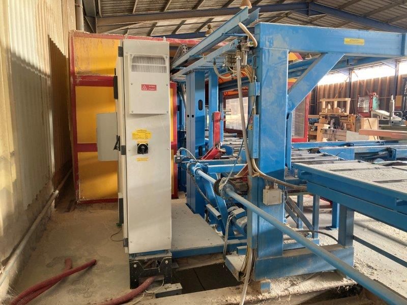 Hundegger K2i 650 Joinery machine