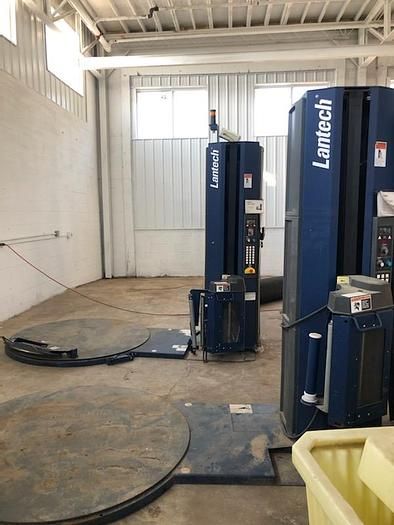 Lantech Q300 and Q300XT Semi-Auto Pallet Wrapper