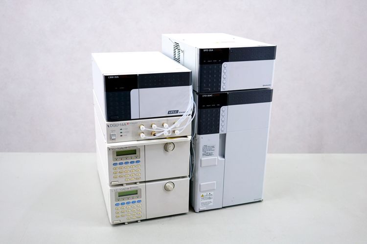 Shimadzu 10 – 20 series HPLC