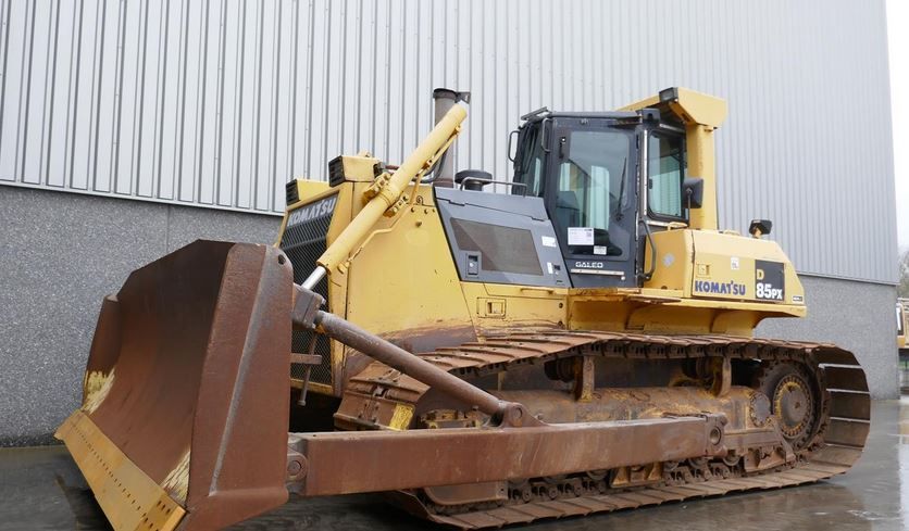Komatsu D85PX-15 Track Buldozer