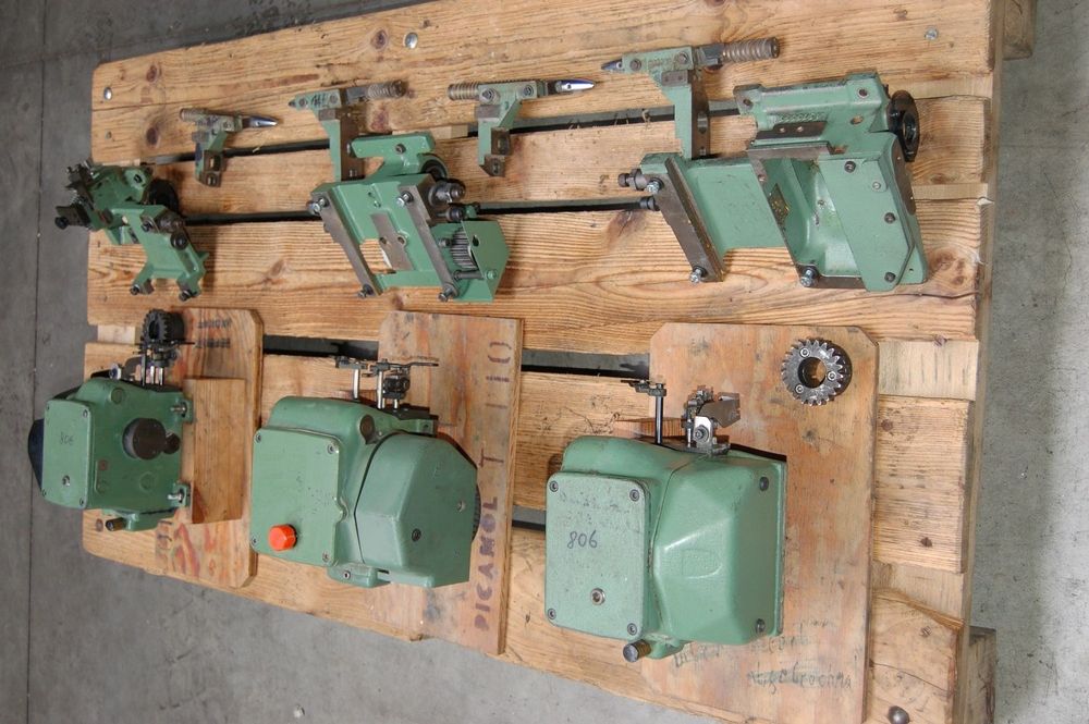 3 Picanol Complete set of tucking-in device