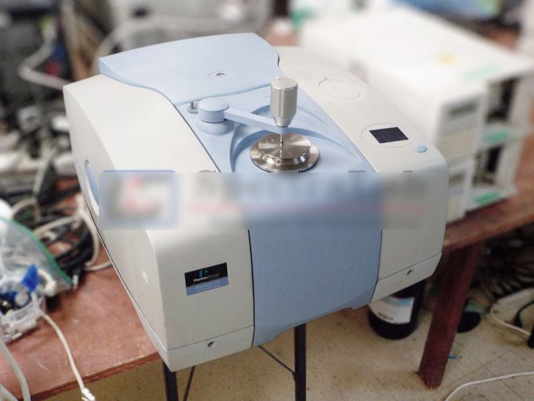 Perkin Elmer 100 FTIR Spectrum