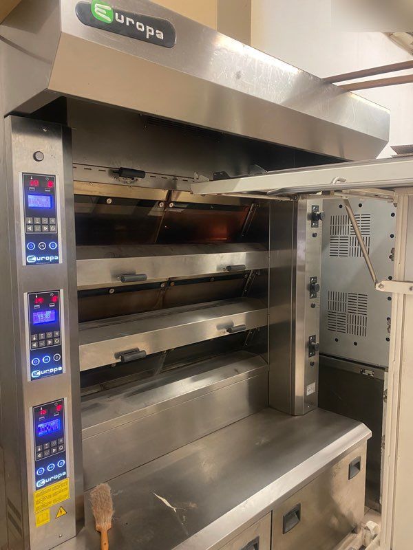 Europa Electric baker's oven