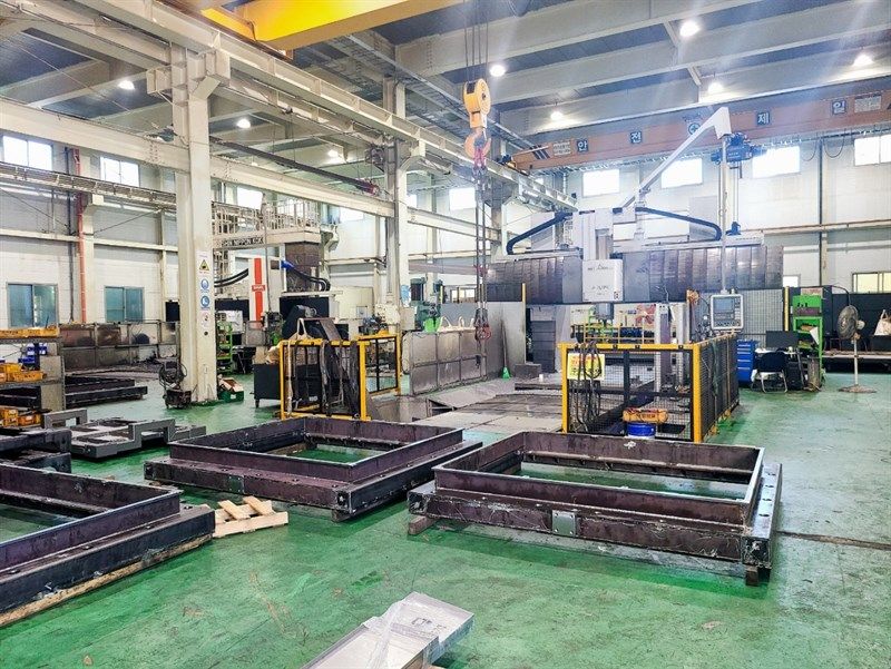 Mitsubishi MVR 35/5000 CNC BRIDGE FRAME MACHINING CENTER 3 Axis