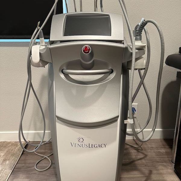 Venus Concepts Venus Legacy Laser Venus Concepts Venus Legacy Laser