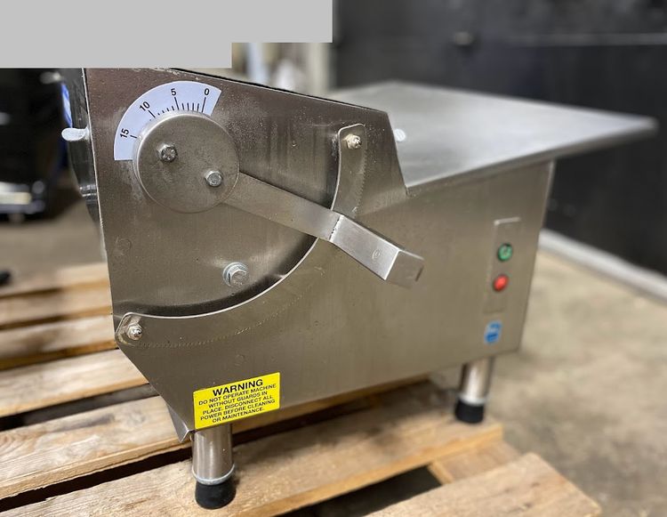 Somerset CDR500M, Dough Sheeter