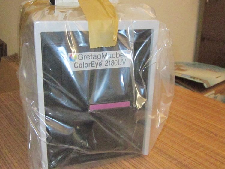 GretagMacbeth Color eye 2180UV Spectrophotometer
