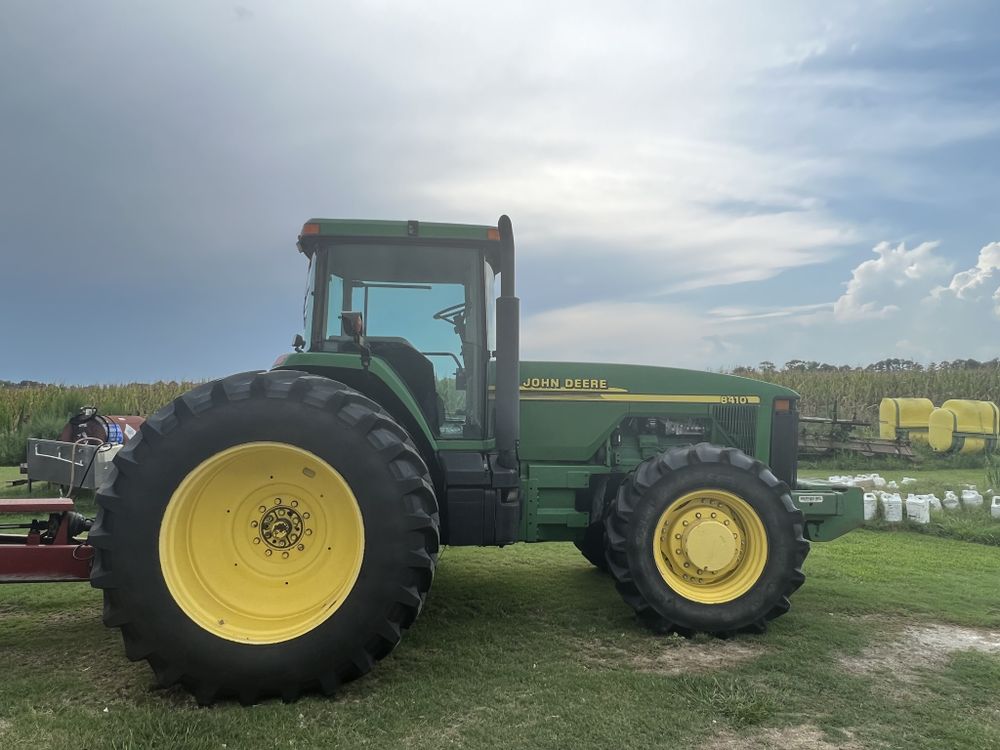 John Deere 8410 Tractor