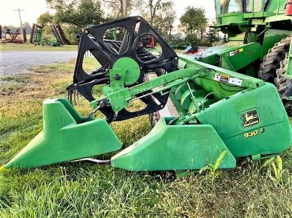John Deere 930F