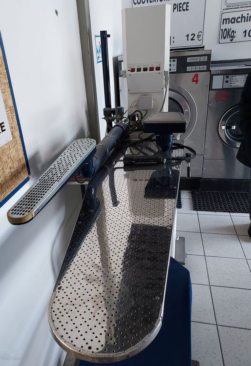 Professional ironing machine
