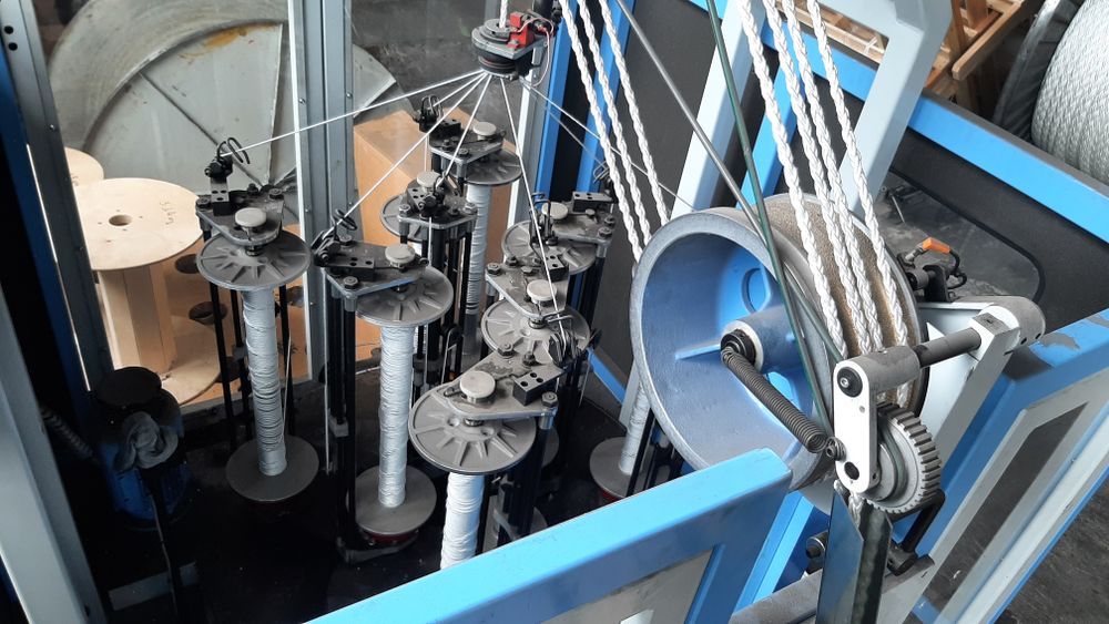 Ratera 8B-E357 Braiding machine