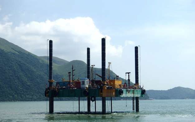 60’ x 50’ x 5’ SECTIONAL JACKUP BARGE