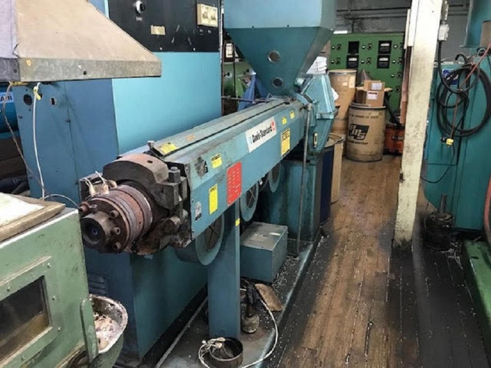 Davis Standard Profile Line Extruder