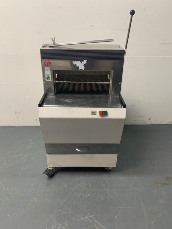 JAC Bread Slicer